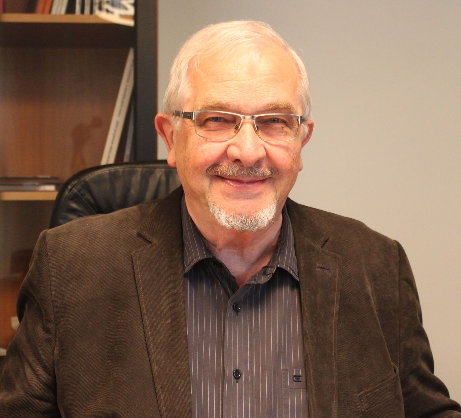 Ils vous souhaitent la bienvenue… André BOUCHAT | 2eRoman | Ville de ...